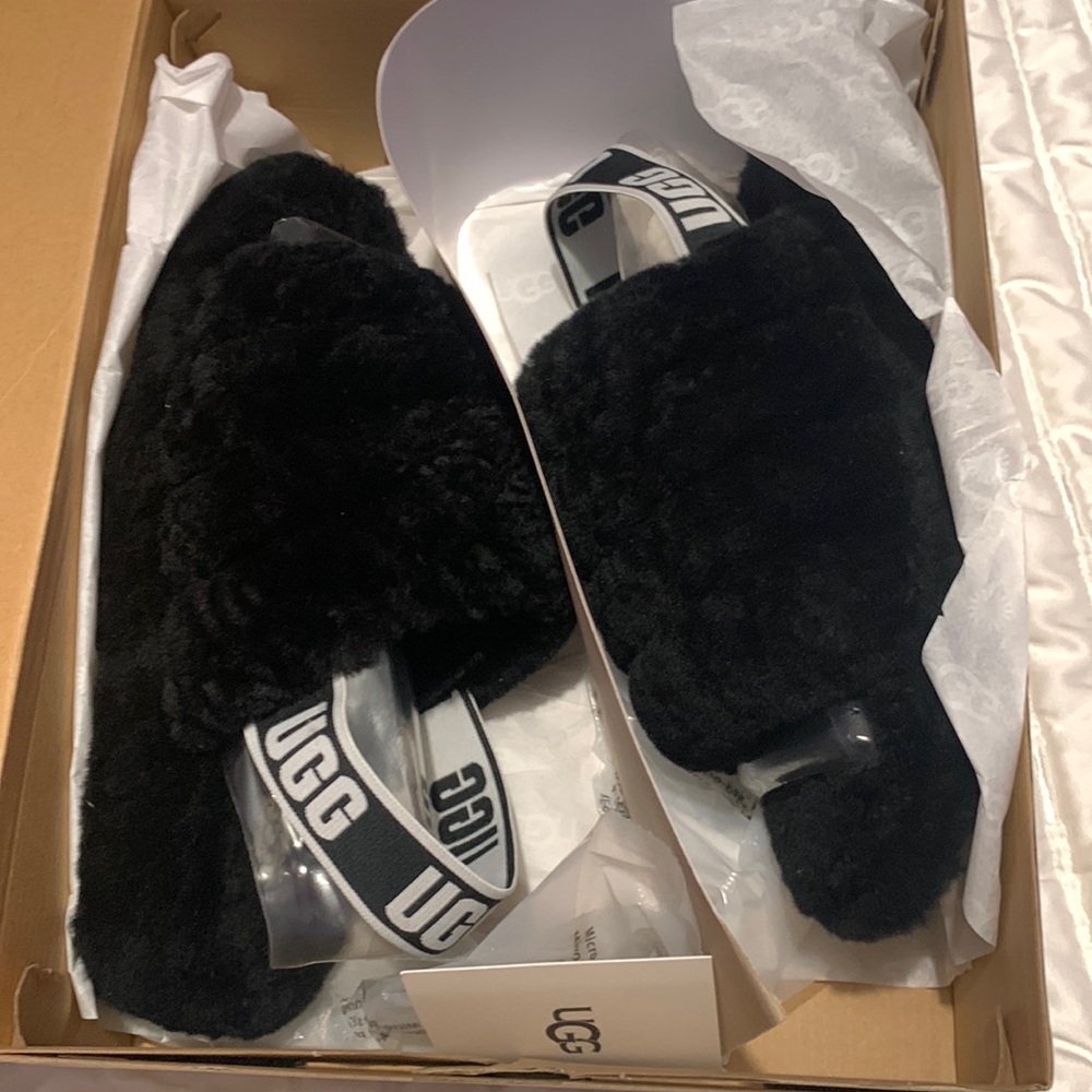 Brand New Ugh Slippers - Gem